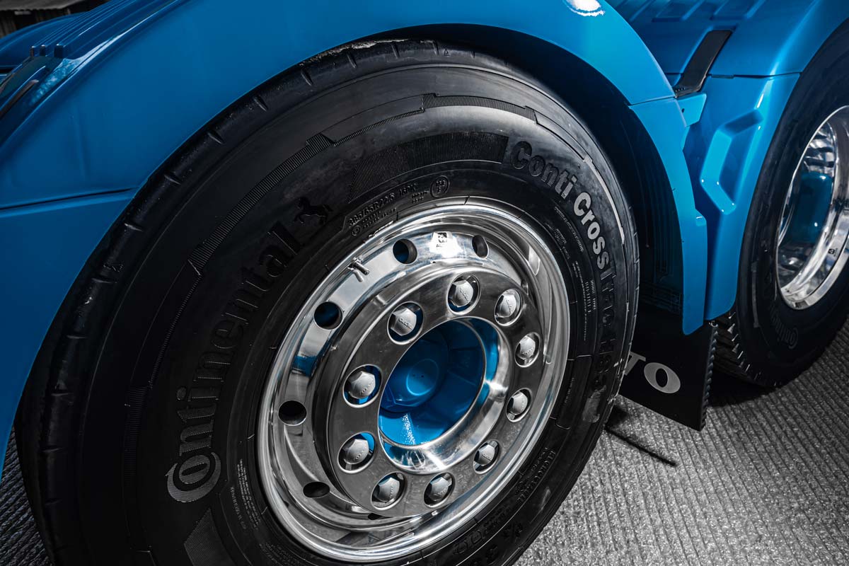 Collins Earthworks heaps praise on Tyre Maintenance and Continental ...