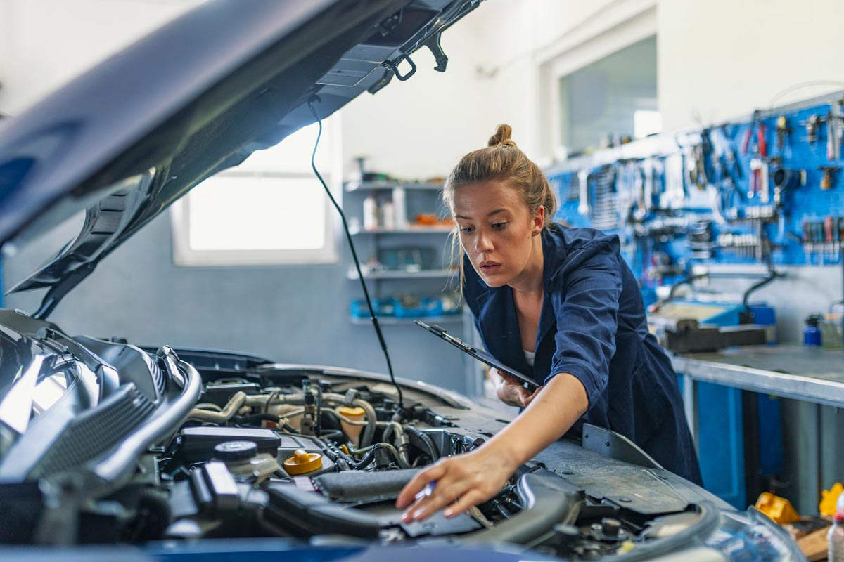 Apprenticeship Numbers and Levy Funding Take-Up Too Low | Tread